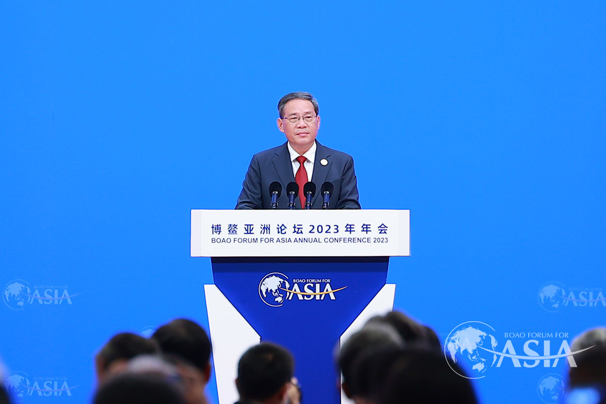 Chinese premier calls on Asia to inject more certainty into world peace, development - ASEAN ...