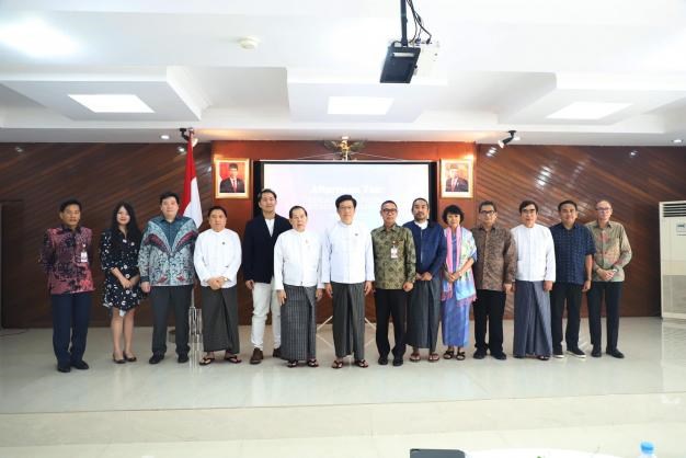 Myanmar-Indonesia collaboration enhances energy, EVs, edible oil, and ...