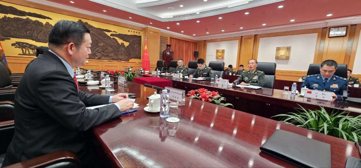 Secretary-General of ASEAN meets with Vice Chairman of Central Military ...
